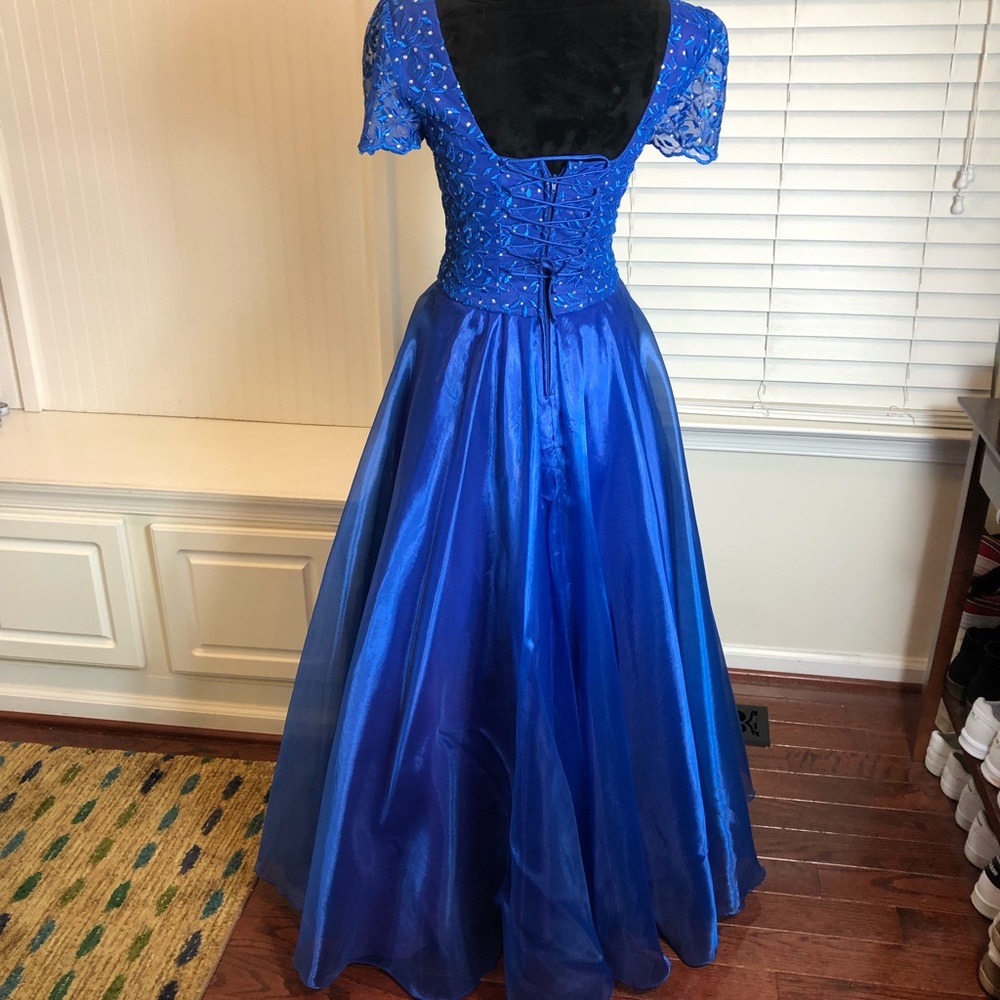 Lenovia “cinderella” Style Prom Formal Gown Gem